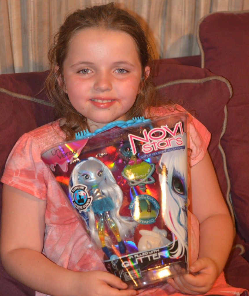 Novi Stars Una Verse Doll Review - Mom's Blog